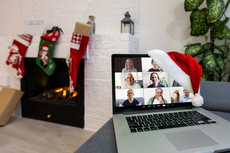 7 Сhristmas Party Ideas for Remote Employees | Traqq Blog