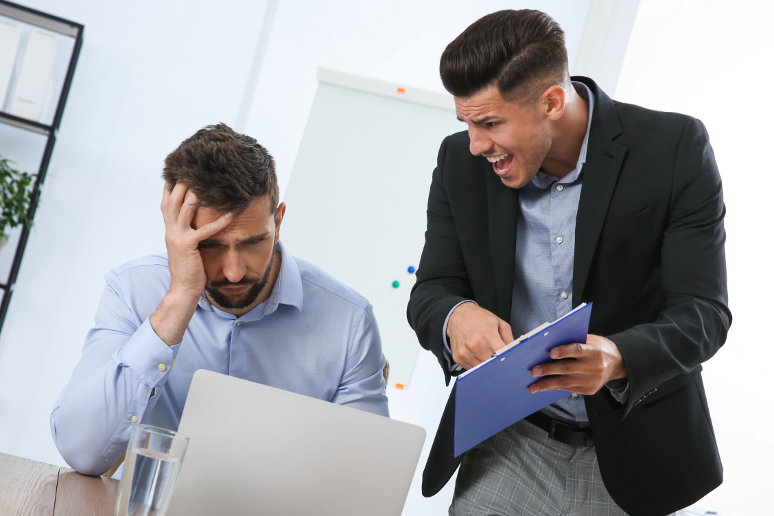 How to Fix a Toxic Work Environment? | Traqq Blog